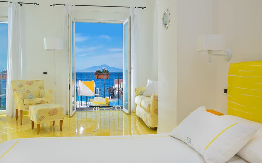 Seafront rooms with a view on Capri, Italy - Relais Maresca Luxury ...